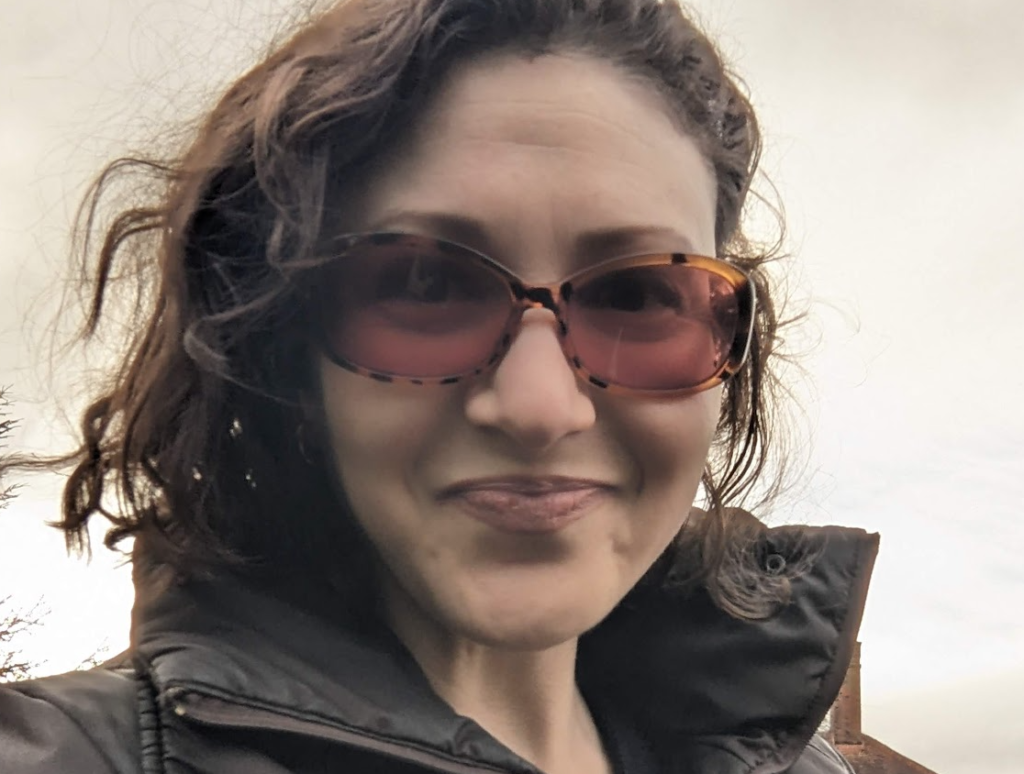 Jennifer Lopez 'Inappropriate' In Undies-Free Dress And Heels