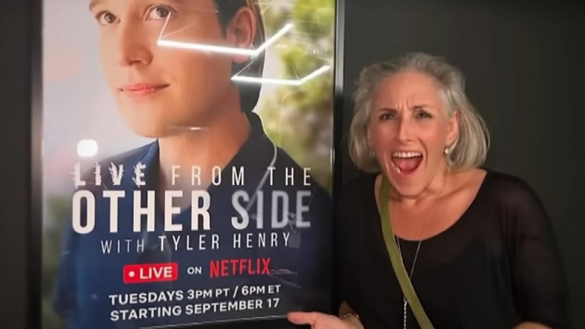 Rikki Lake Spooked By Celebrity Psychic Tyler Henry's Horrify ...