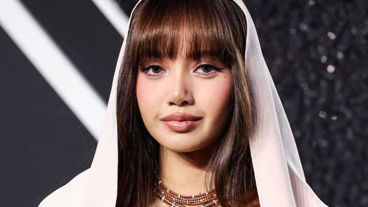 BLACKPINK's Lisa Recalls 'Terrifying' Stalking Incidents: 'I Was Completely Alone' | The Nerd Stash