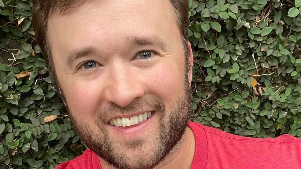 Haley Joel Osment Gets 'Special Treatment' From Court, Avoids Jail Time