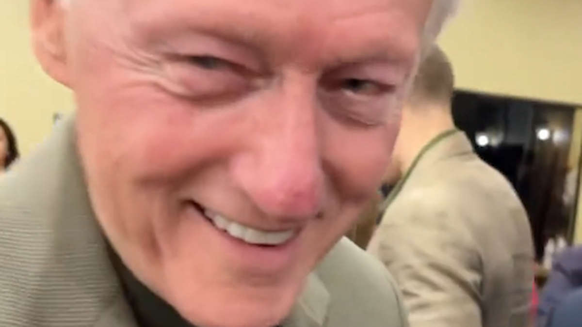 Insane Evil Smile from Liberal Hero Bill Clinton Resurfaces in Light of ...