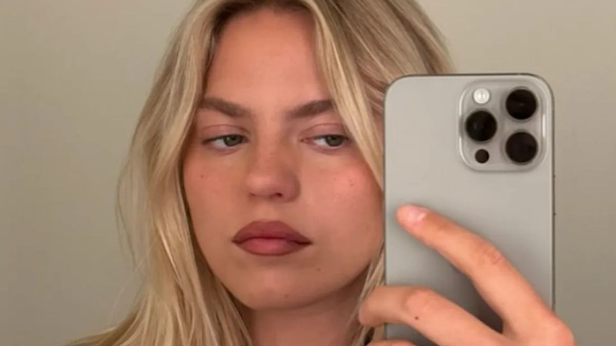 Reneé Rapp Goes Off On ICE In Explicitly Filled 'Unhinged' Rant